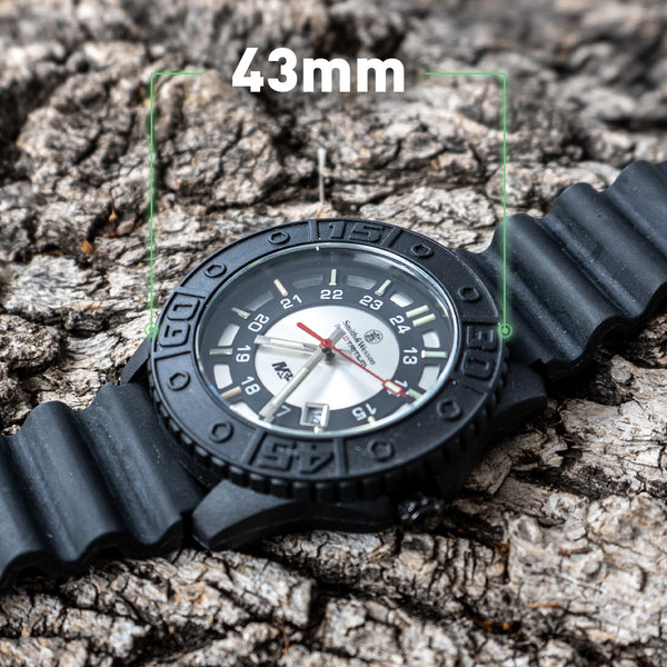 Smith & Wesson Military & Police Watch with Tritium – CampcoShop